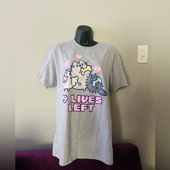 Tops | Pusheen Tshirt | Poshmark